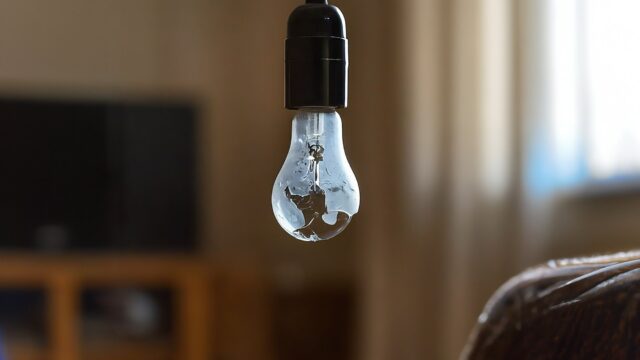 Light Bulbs Exploded: A Guide to Understanding the Causes – Mister ...